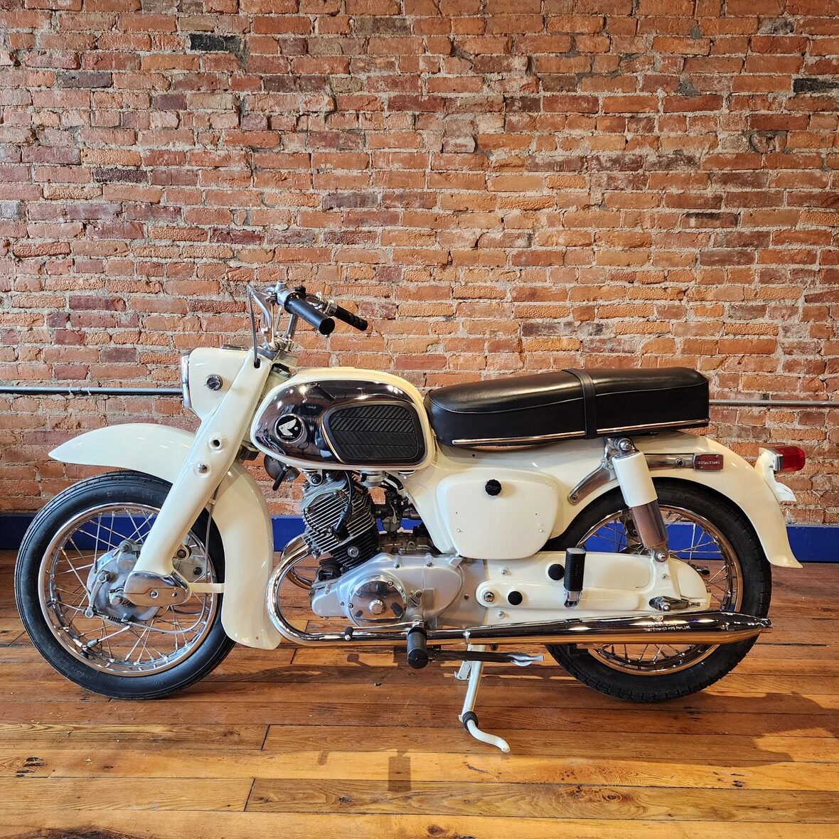 From Dream to Reality: A 1964 Honda CA95 Benly "Baby Dream" - Welcome